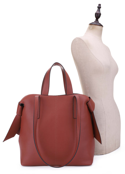 Mali + Lili Handbags Designed to Make a Difference
